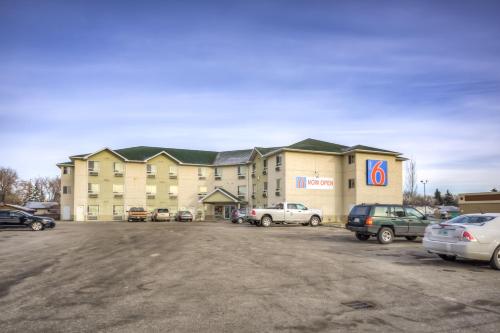 The 10 Best Motels in Regina, Canada | Booking.com