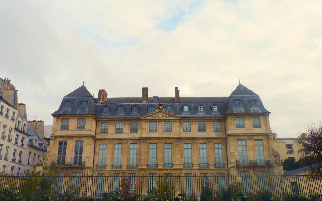 Hôtel de Joséphine BONAPARTE, Paris, France - Booking.com