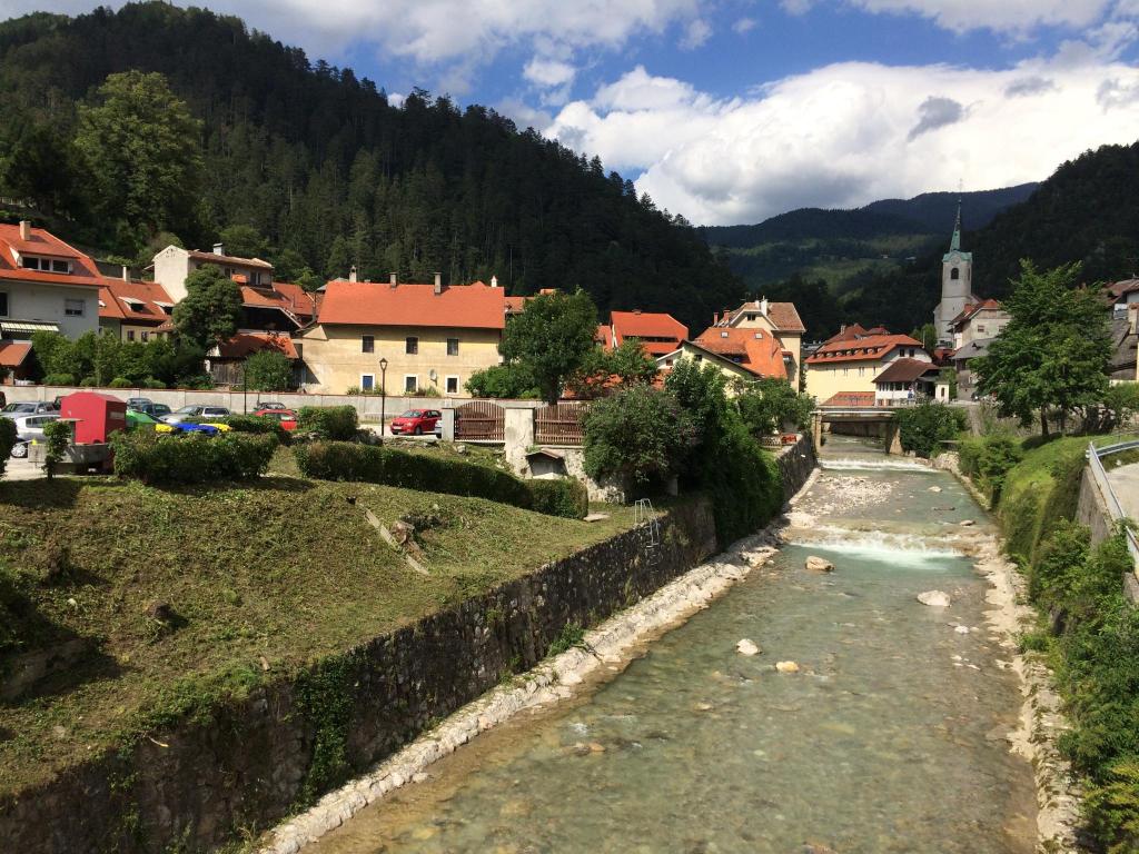Vakantieboerderij Glamp on Organic Farm Slibar (Slovenië Tržič ...