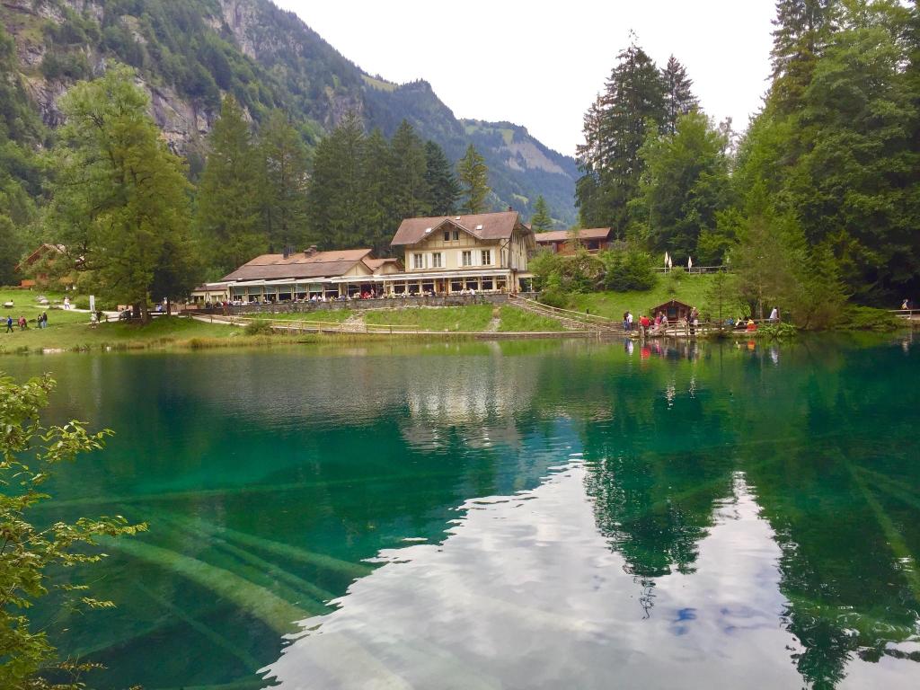 Hotel Blausee (Schweiz Blausee) - Booking.com
