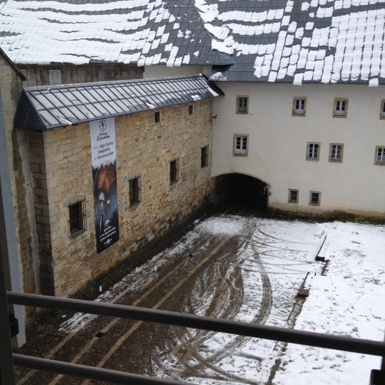 Hotel Roncesvalles, Spain - Booking.com