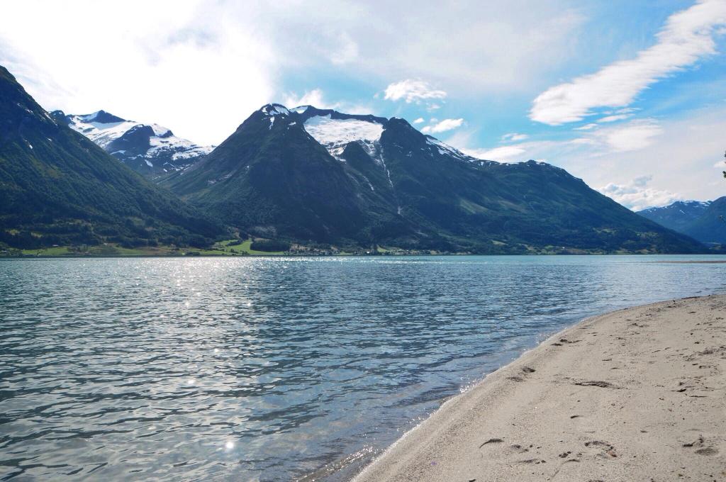 Hjelle Hotel, Norway - Booking.com