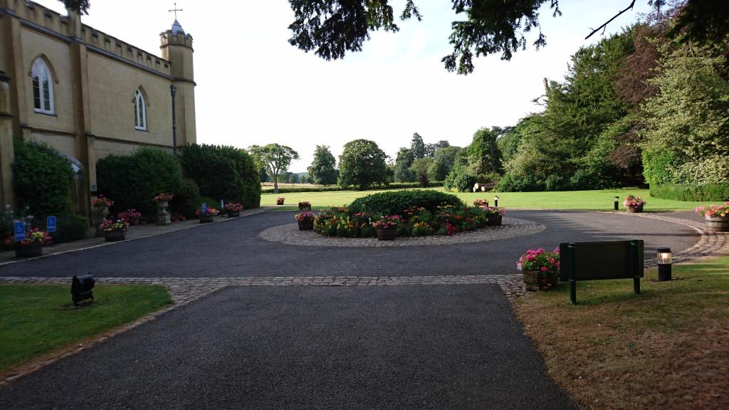 Missenden Abbey, Great Missenden – Updated 2018 Prices