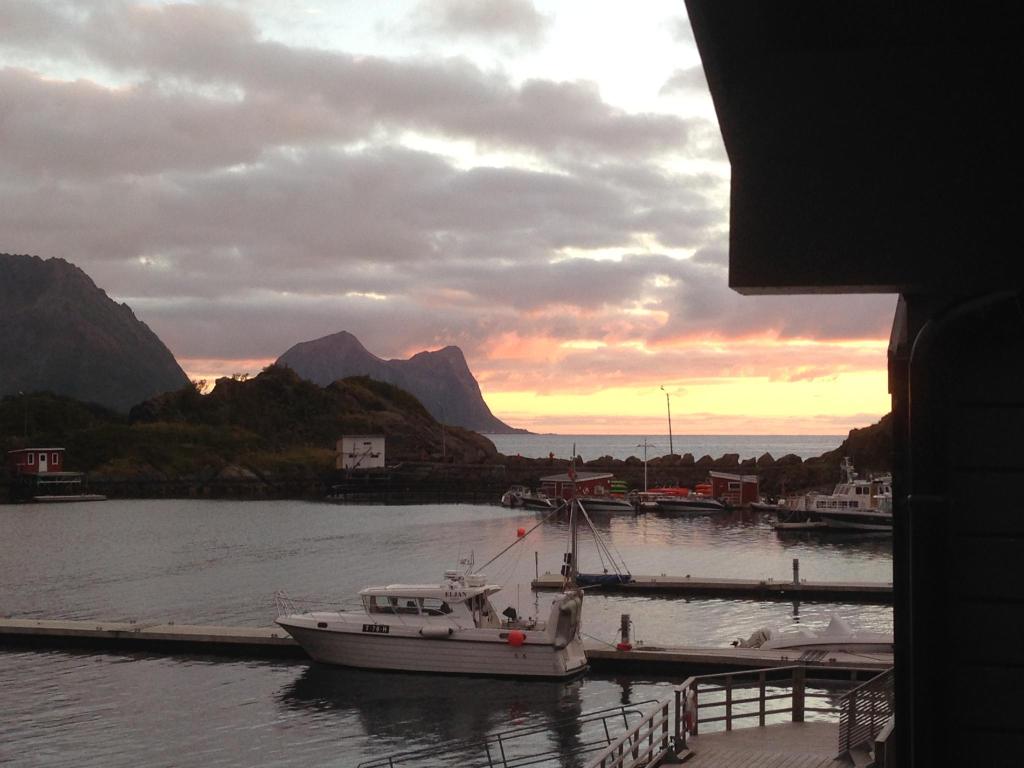 Hotel Hamn i Senja, Norway - Booking.com